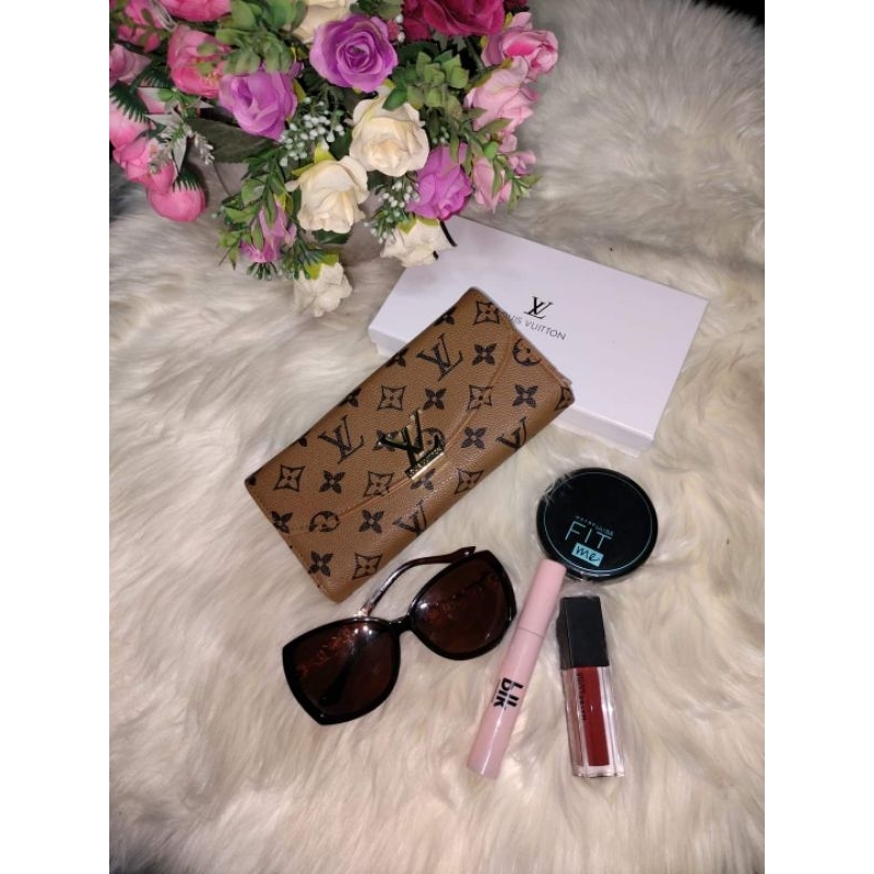 TRIFOLD LONG WALLET DIOR GUESS AND LV | Shopee Philippines