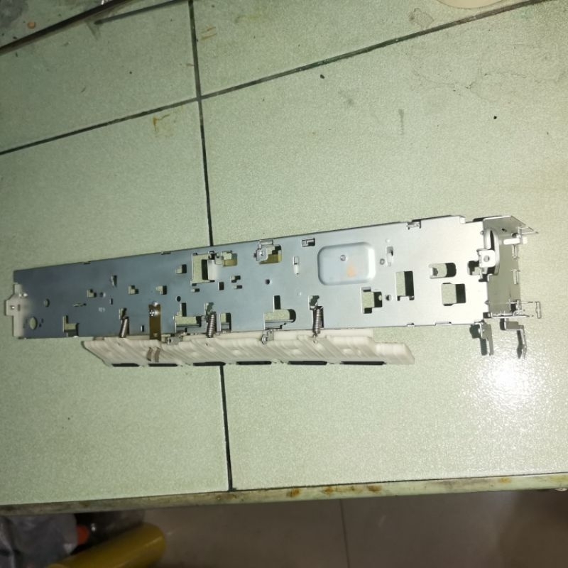 Epson L210 Metal Body with Roller good as new no rust | Shopee Philippines