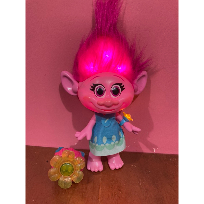 TROLLS dreamworks hug time poppy | Shopee Philippines