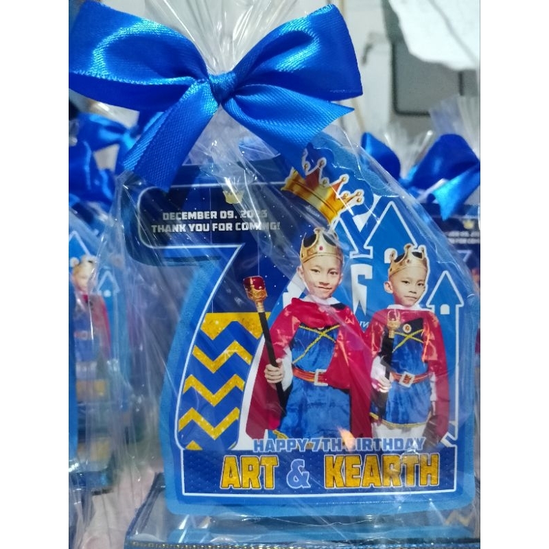 Royal Princ Standee Souvenir ( Any theme /shape will do) | Shopee ...