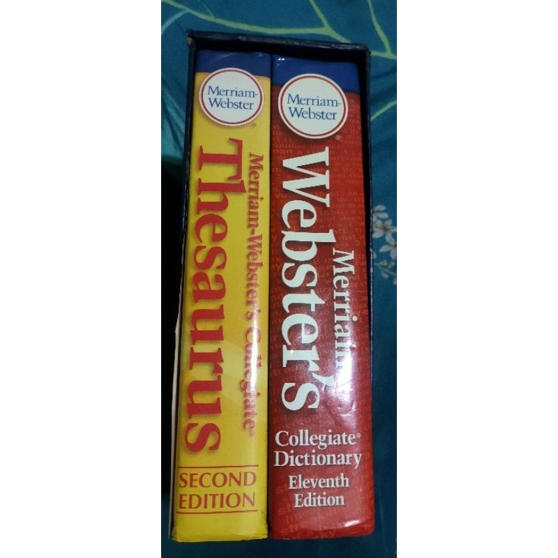 Merriam-Webster's Collegiate Reference Set with CD ROM (Hardcover ...