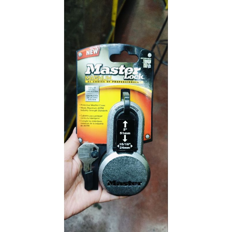 Master Lock Magnum Series HD Padlock M930-DLH ( Resist bolt cutting ...