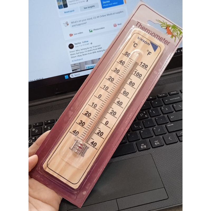 MULTI-FUNCTIONAL WALL MOUNT TEMPERATURE gauge wooden thermometer for ...