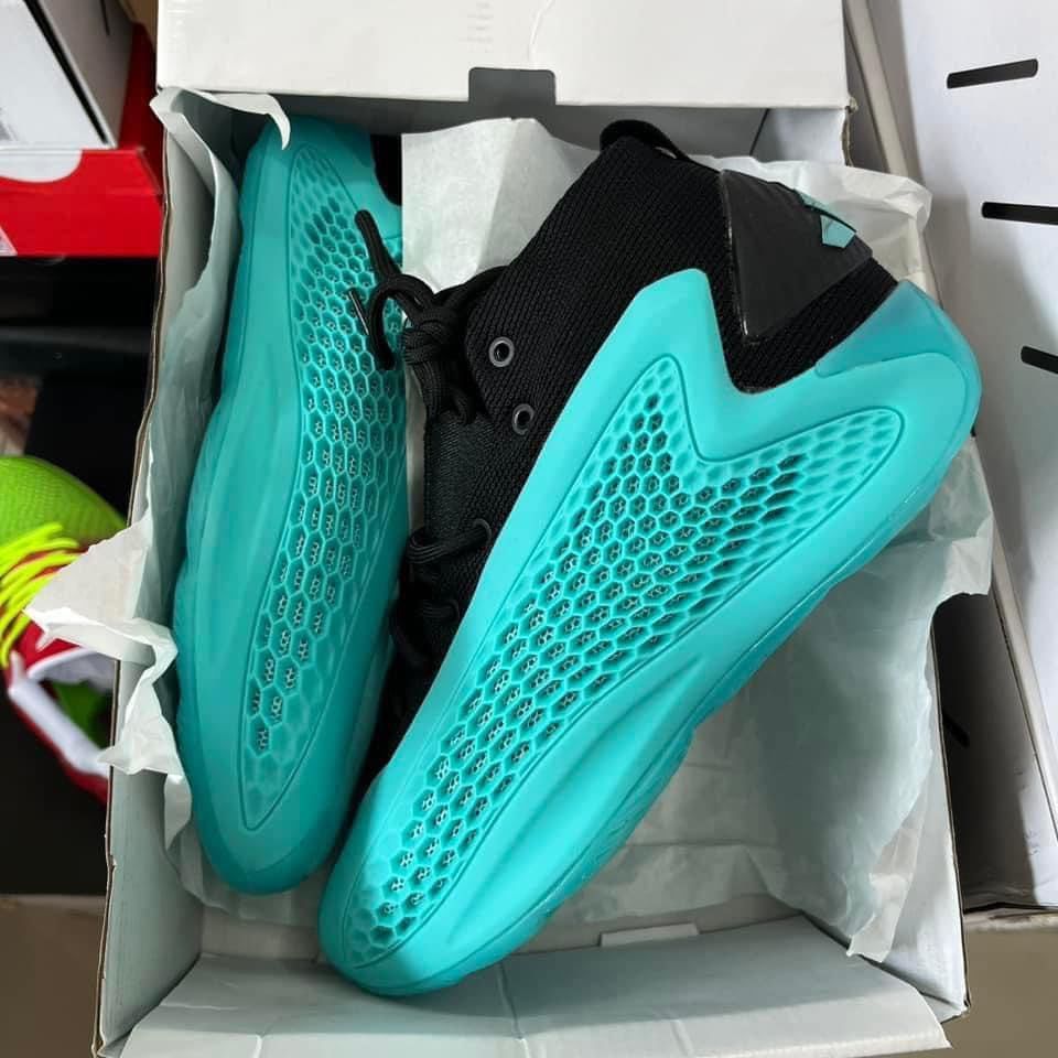 Anthony Edwards Blue Shoes With Socks Orig Equipment Manufactured Not ...