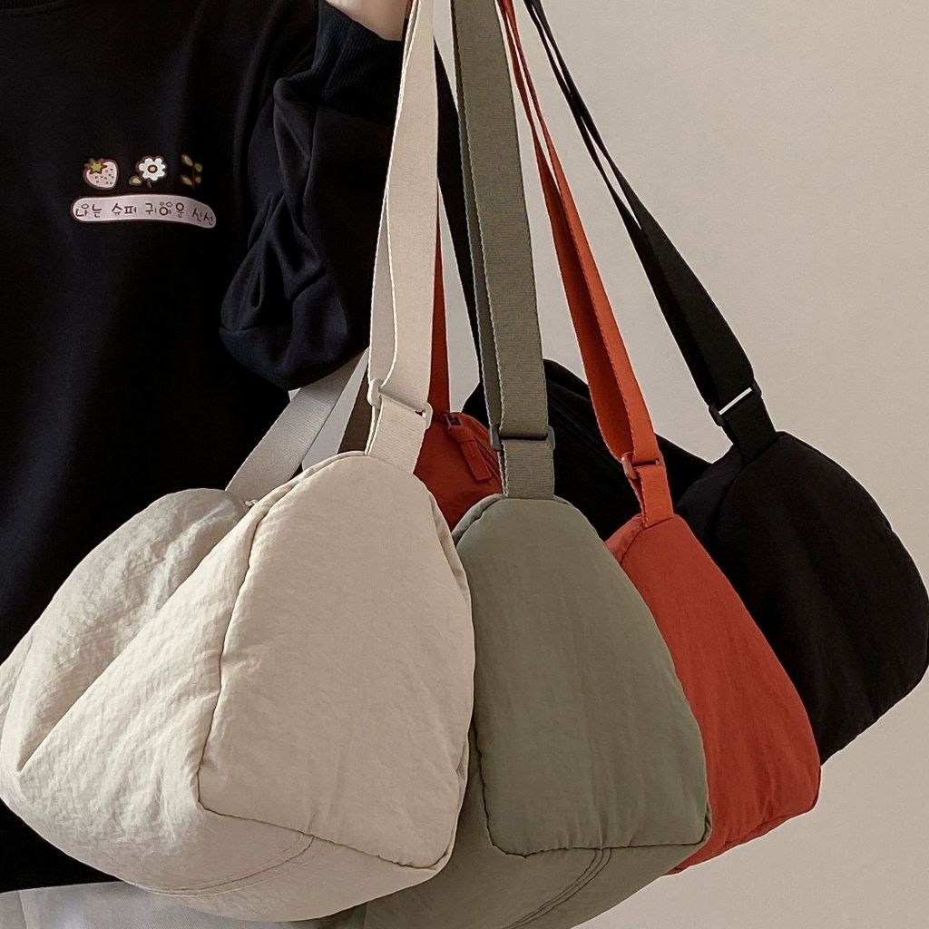 Big Dumpling Bun Crossbody bag Same style for men and women Suitable ...