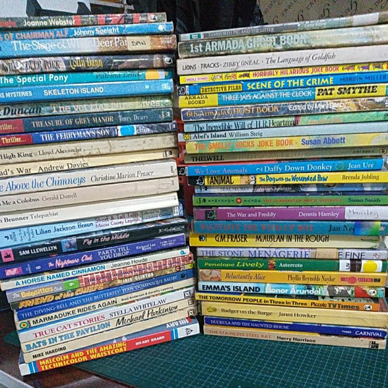 01 Mixed random genre mmpb books Secondhand per piece | Shopee Philippines