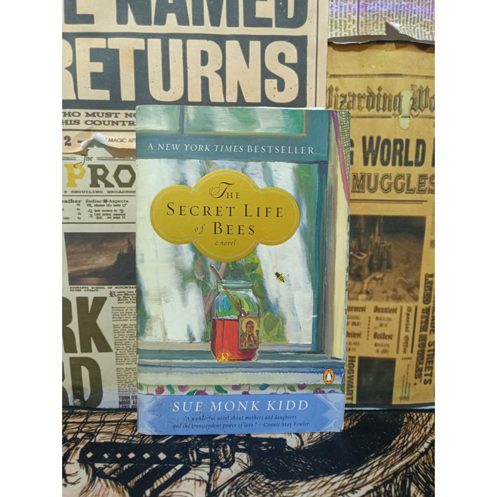 The Secret Life of bees by Sue Monk Kidd | Shopee Philippines