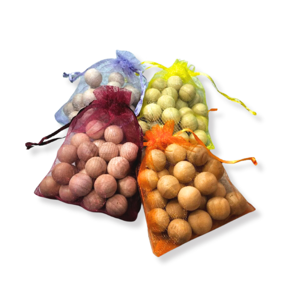 NATURAL CEDAR WOOD MOTHBALL NAPHTHALENE BUG OFF ALCAMPOR BALLS (2cm x ...