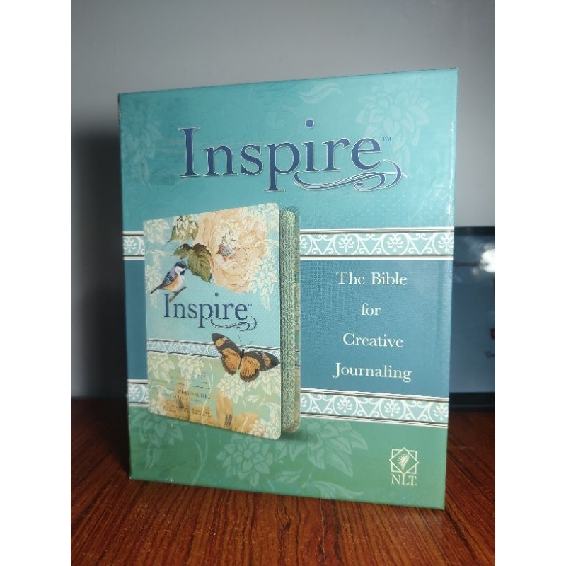 NLT Inspire Bible The Bible for Creative Journaling Vintage Blue/Cream ...
