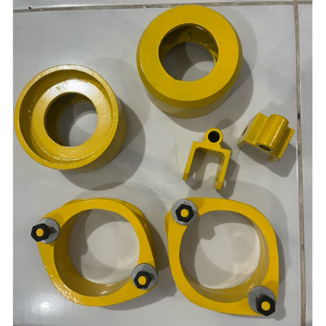 Suzuki Every DA64 DA17 Lift kit, 1.5 inch (40mm), FRONT+REAR, 1 set (6 pcs) | Shopee Philippines