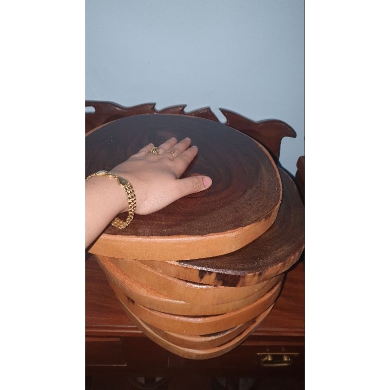 11" to12" diamter. sangkalan/ tadtaran/chopping board 12"diamter ...