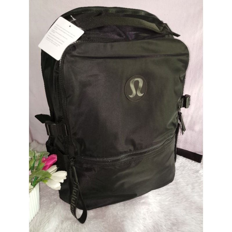 Lululemon New Crew Work School Travel Backpack 22L made in Vietnam ...