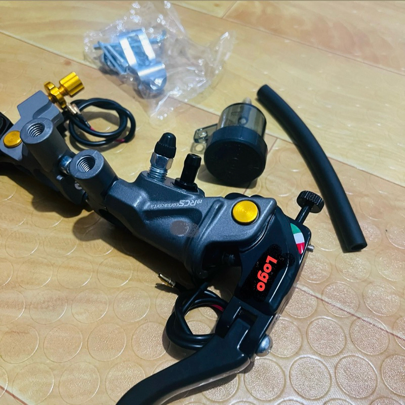 RCS 19 C0RSA C0RTA BRAKE MASTER SINGLE TANK (BLACK/GRAY SERIES ...