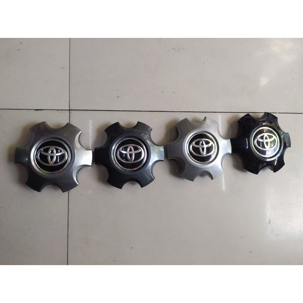 Toyota Fortuner 2021 to 2023 Black/Gray/Gunmetal/Silver Wheel Center ...