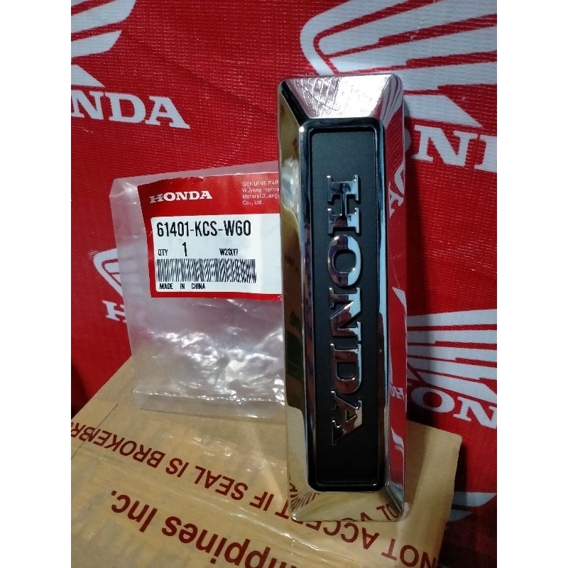 Emblem logo TMX 125 Alpha ORIGINAL GENUINE(61401-KCS-W60) | Shopee ...