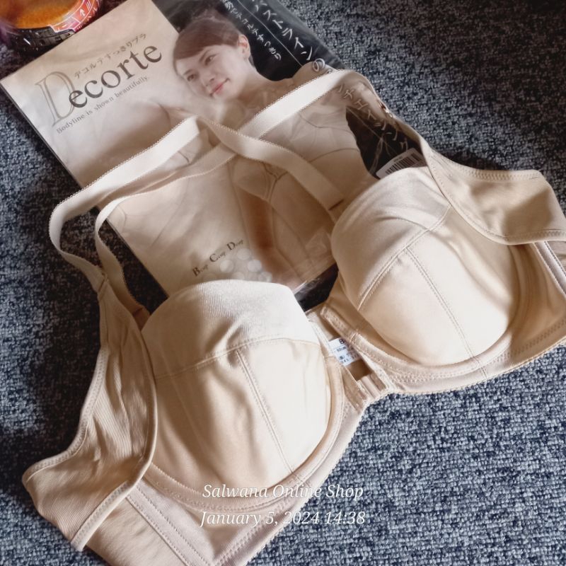 Decorte Decolletage Front and Back Closure Underwire Bra • Made in ...