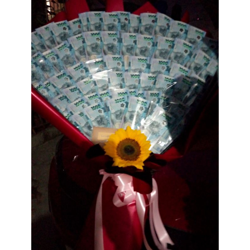 EMPTY BOUQUET FOR MONEY BOUQUET with Fairy Lights and artificial flower ...