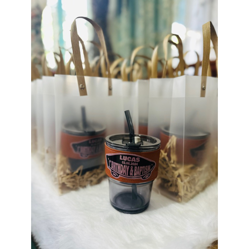 Personalized Souvenir Mugs with special plactic bag and shredded paper ...