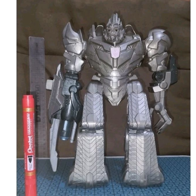 2009 Hasbro Transformers Megatron Decepticon | Shopee Philippines