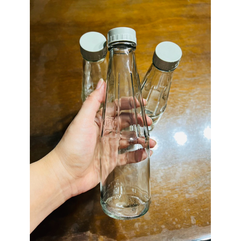 20pcs and 40pcs UFC Ketchup Glass Bottle in 350ml with cap and seal ...
