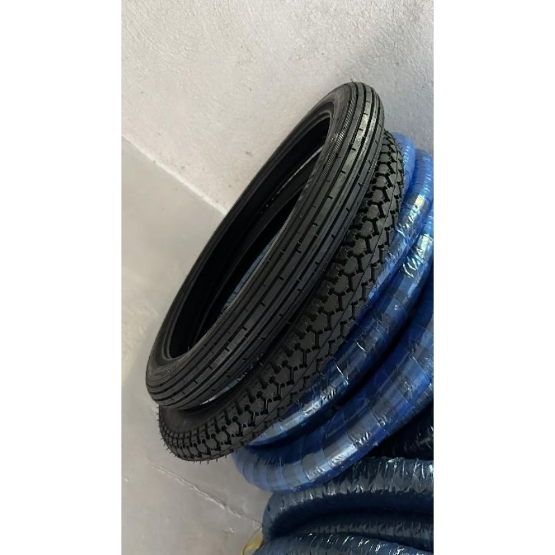 MBP STAR TIRE SET 2.25 Front Straightline 17 2.50 Rear Flower type 17 ...
