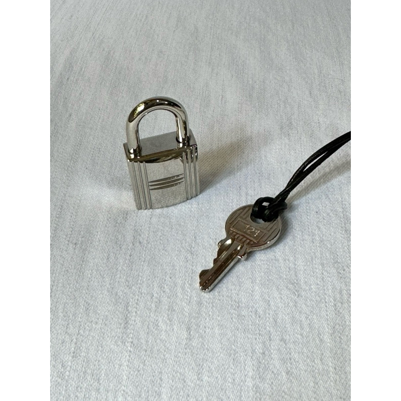 Authentic HERMES Key & Lock Set | Shopee Philippines
