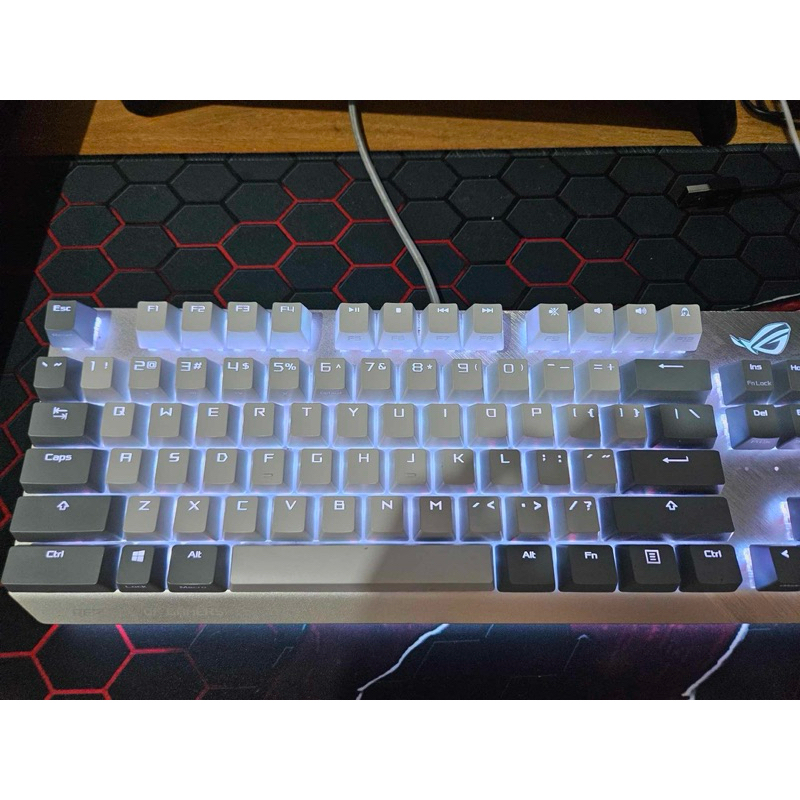ASUS ROG STRIX SCOPE NX TKL RGB MOONLIGHT WHITE X806 NX (RED) | Shopee ...