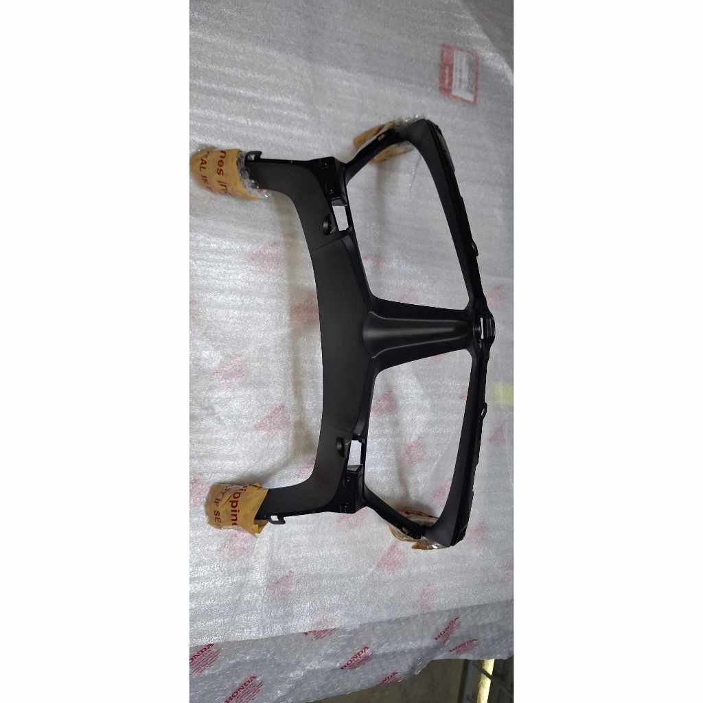 HEADLIGHT GARNISH CLICK V3 - HONDA CLICK 125, 150 V3 - 64303-K2V-N30ZA ...