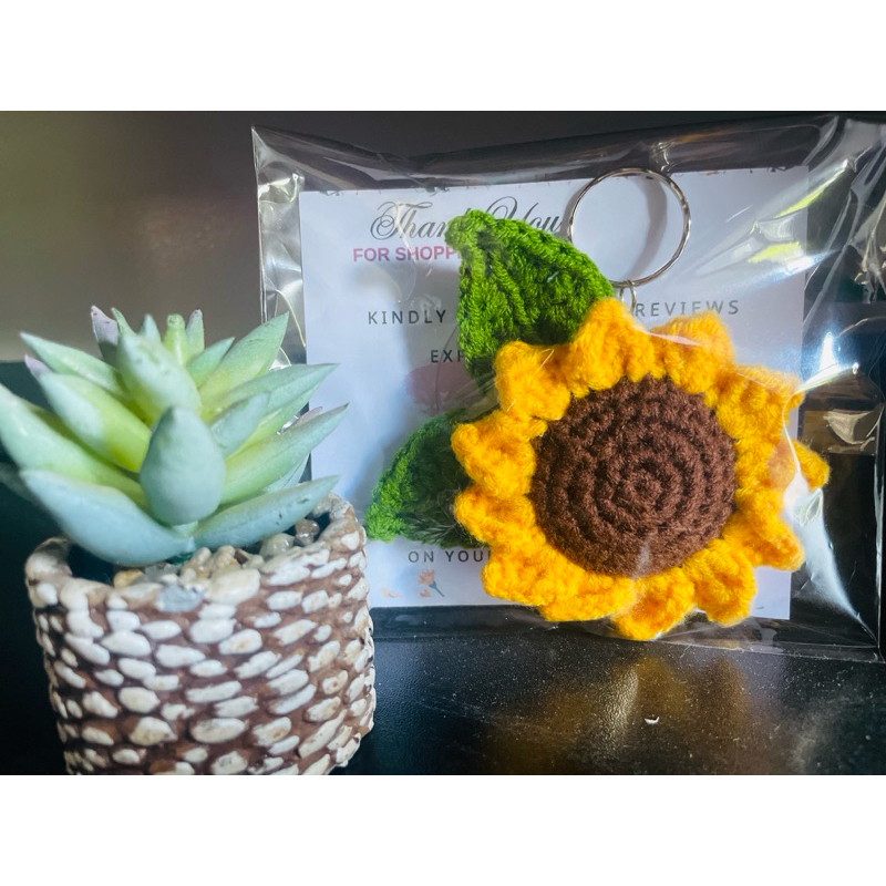 keychain crochet | Sunflower | Daisy | Cute Chain | Crochet | Shopee ...