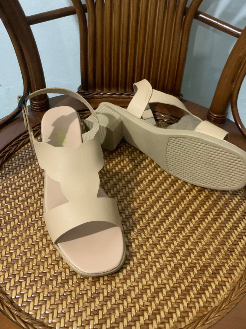 H17 Comportable new elegant korean sandals for women with heels ( 36 to ...