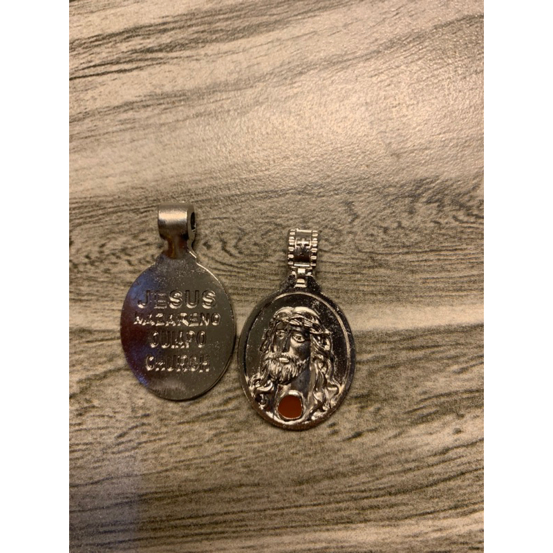 Holy Face medallion with Memento | Shopee Philippines