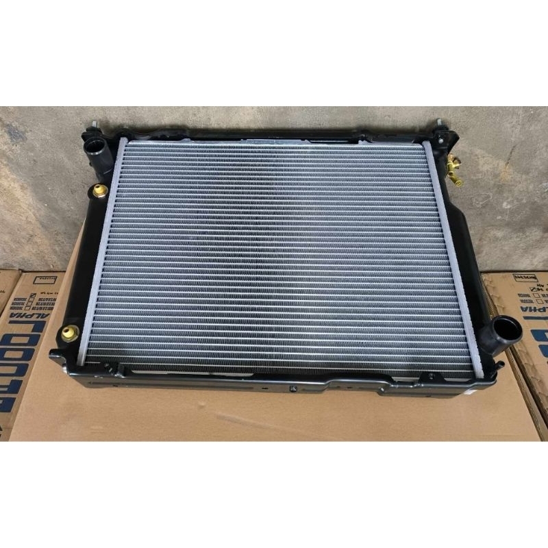 Hiace Super Custom Radiator AT | Shopee Philippines