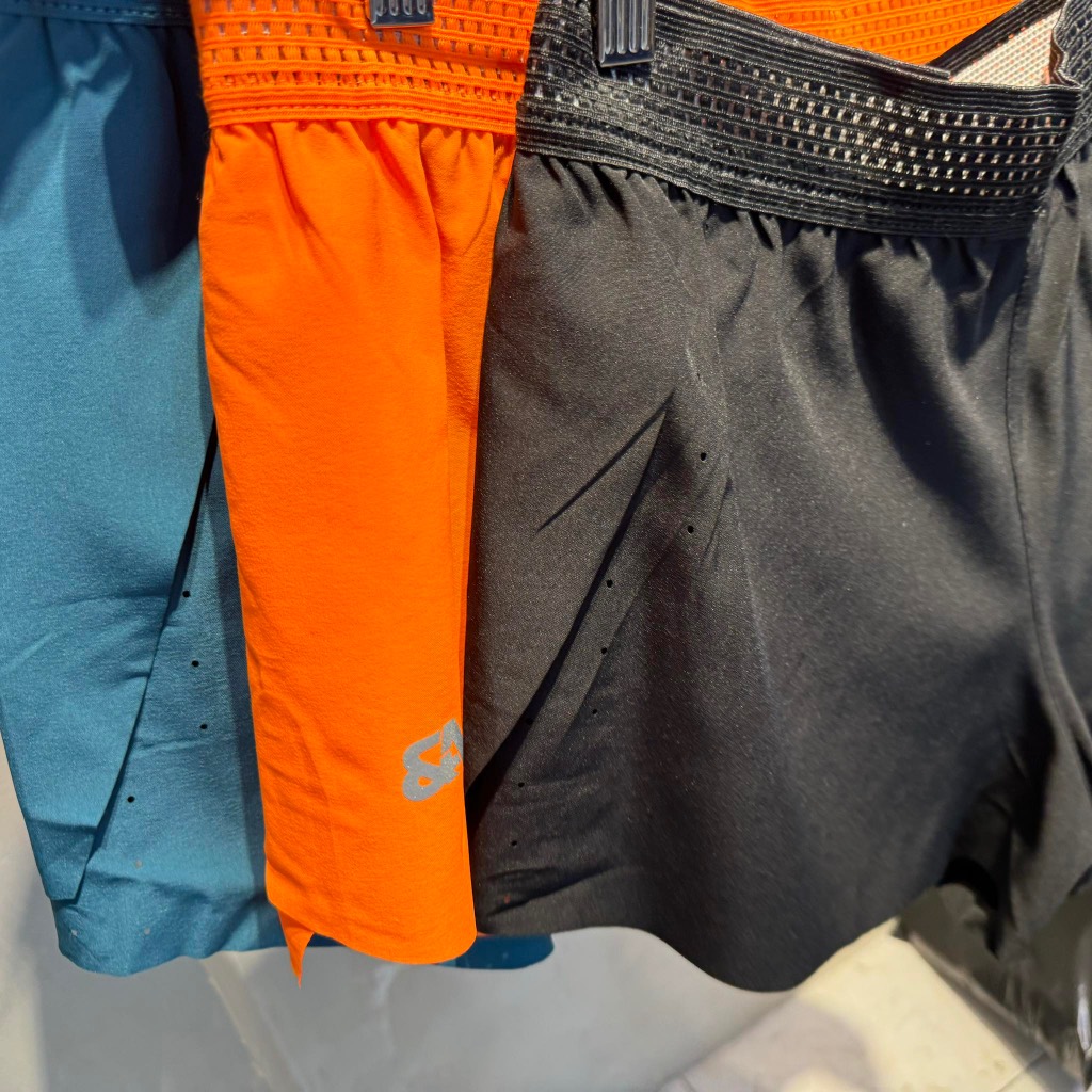 ANDOT SEAMLESS PREMIUM RUNNING SHORTS SLIT | Shopee Philippines