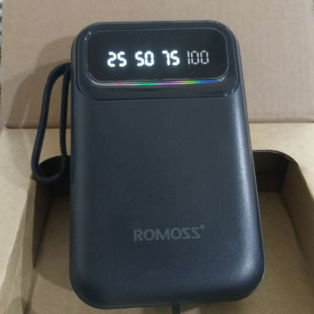 Mini Romoss KC88 Power Bank with Digital LED Display, Mini LED Light, 4 ...