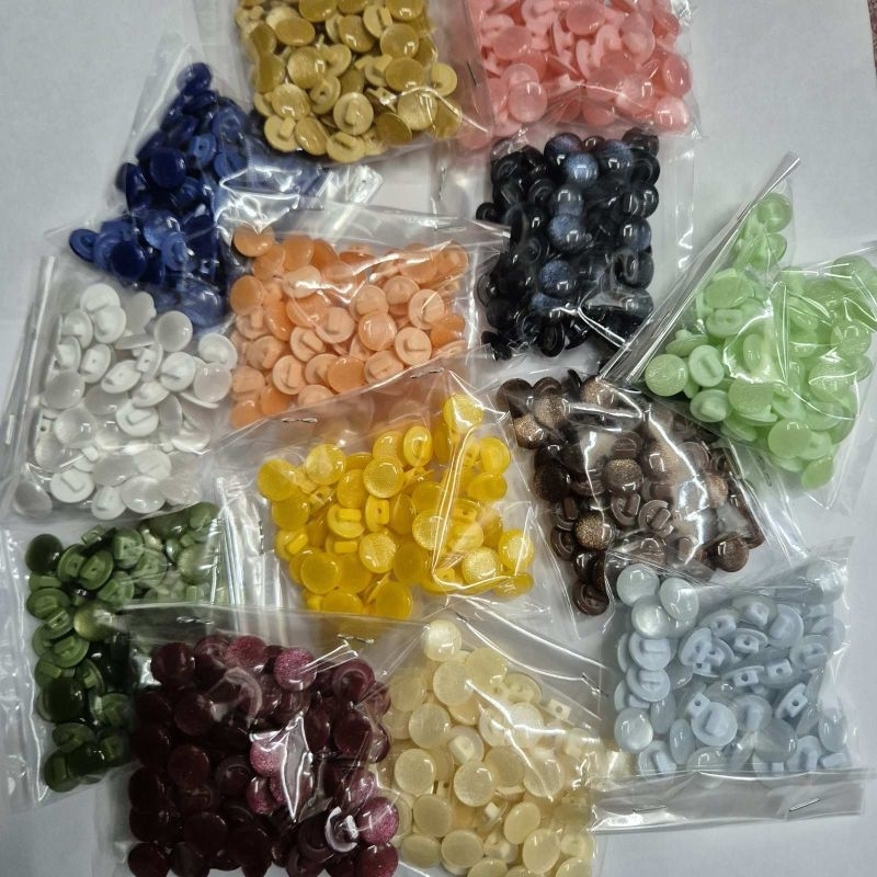 BUTTON - PLAIN BARONG BUTTON -18L SOLD PER PACK (72PCS) | Shopee ...