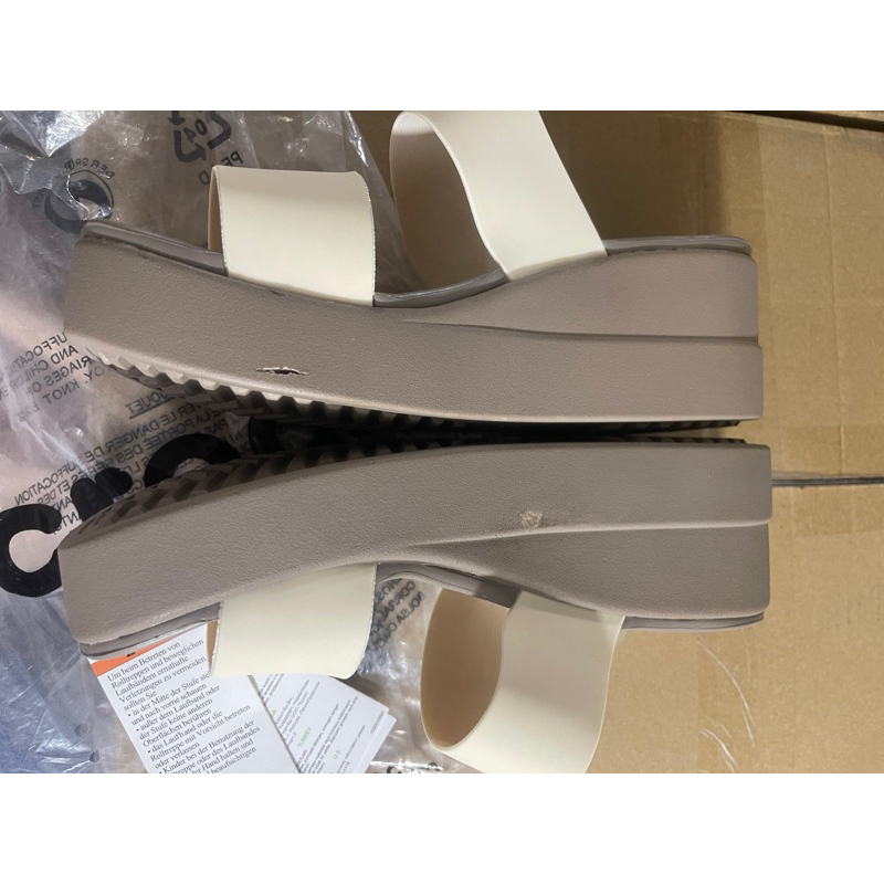 on sale wedge sandals with FACTORY DEFECTS NO change NO return | Shopee ...