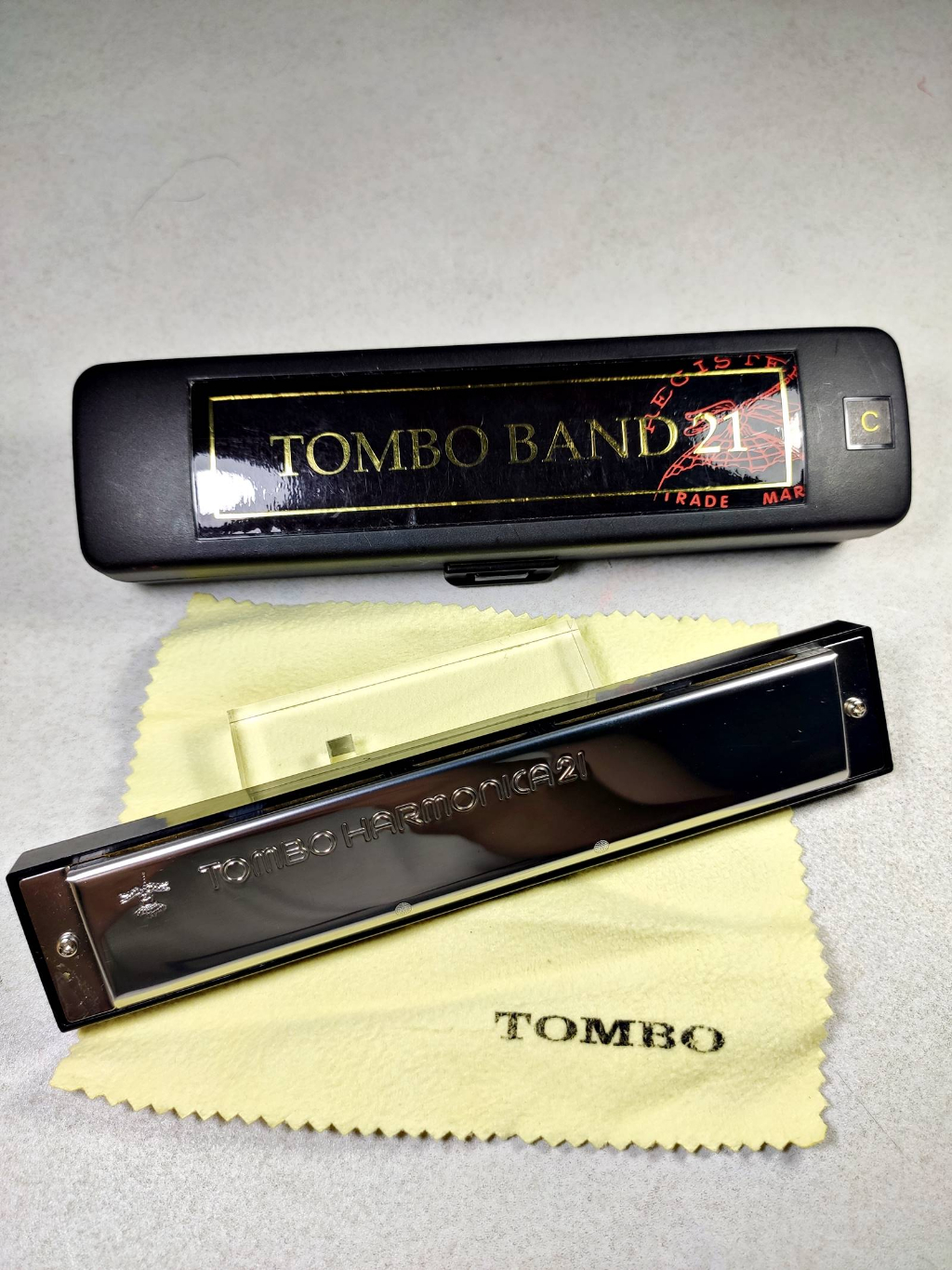 TOMBO BAND 3121 TREMOLO 21 HARMONICA "C" | Shopee Philippines