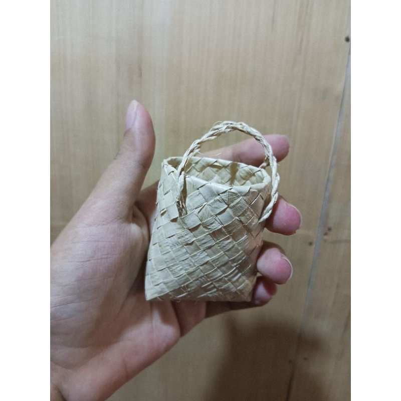 MINI BURI BAG BAYONG (2X2 inches) | Shopee Philippines