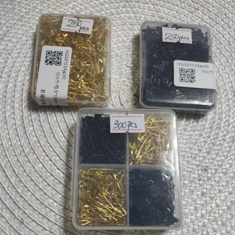 Tiny Safety Pins w/Container Sold per 300 pcs/250 pcs. | Shopee Philippines