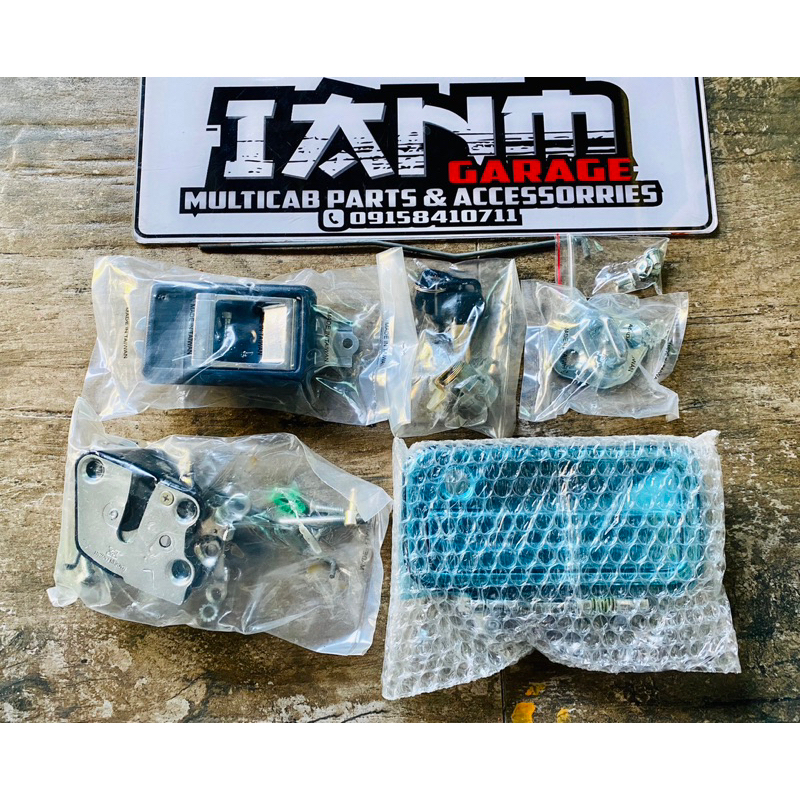 Suzuki multicab fb body door handle & lock set with key for fb body ...