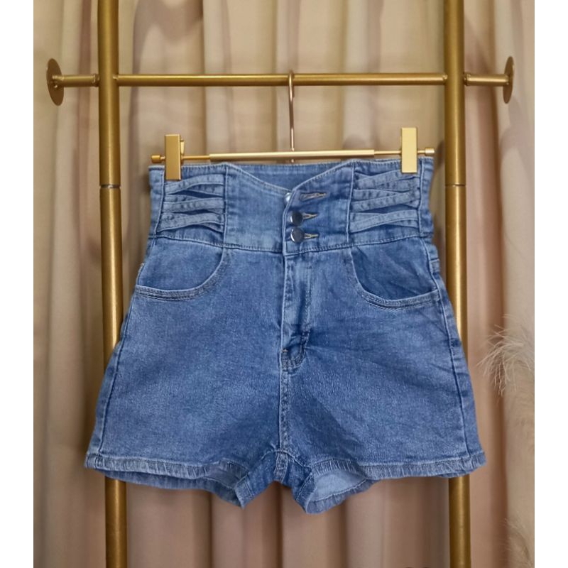 Daystar Second Live Selling Denim Shorts 3pcs for 99pesos Bundle ...