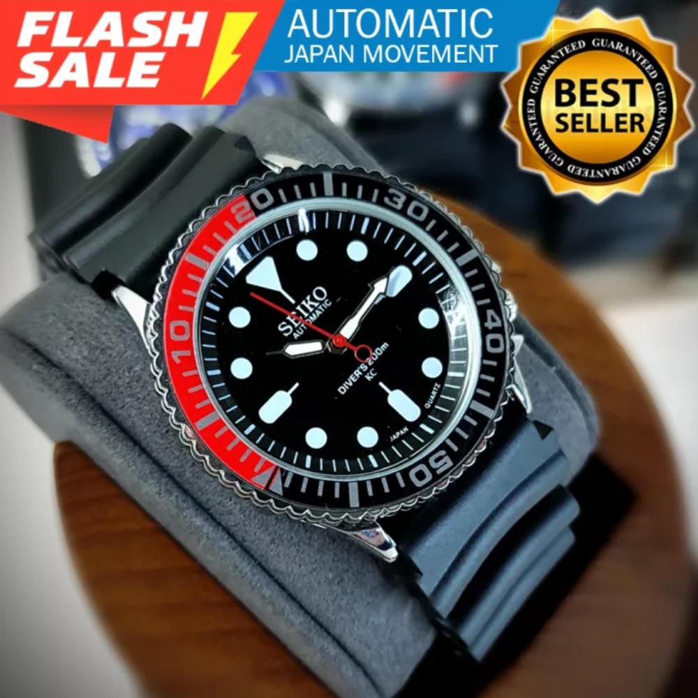 Seiko Diver's Automatic 21 Jewels Black Dial Red Black Resin Band Watch ...