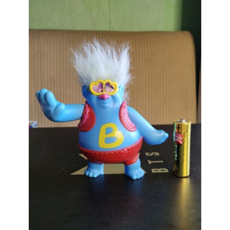 2020 Mcdonald's Happy Meal Tolls 2 World Tour Biggies Collectible Toy ...