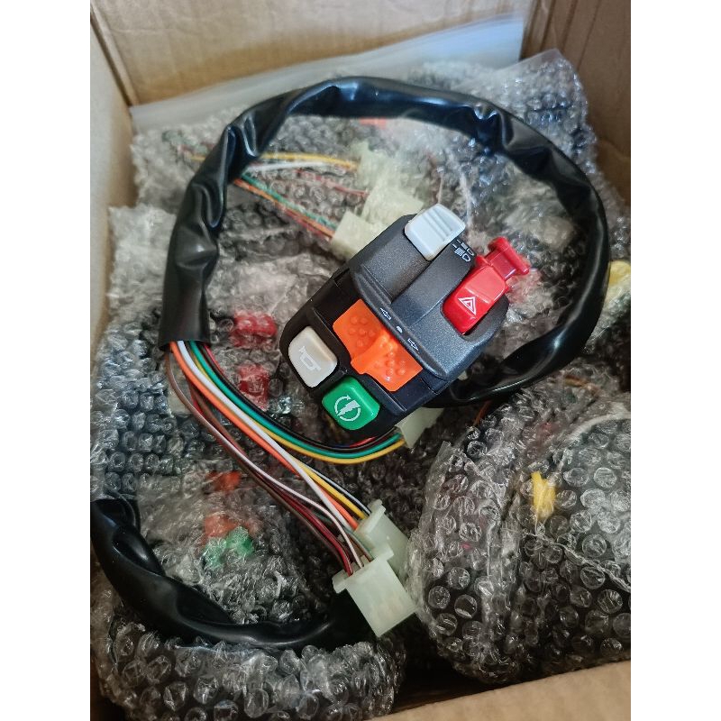 DOMINO HONEYWELL SWITCH ALL IN ONE UNIVERSAL | Shopee Philippines