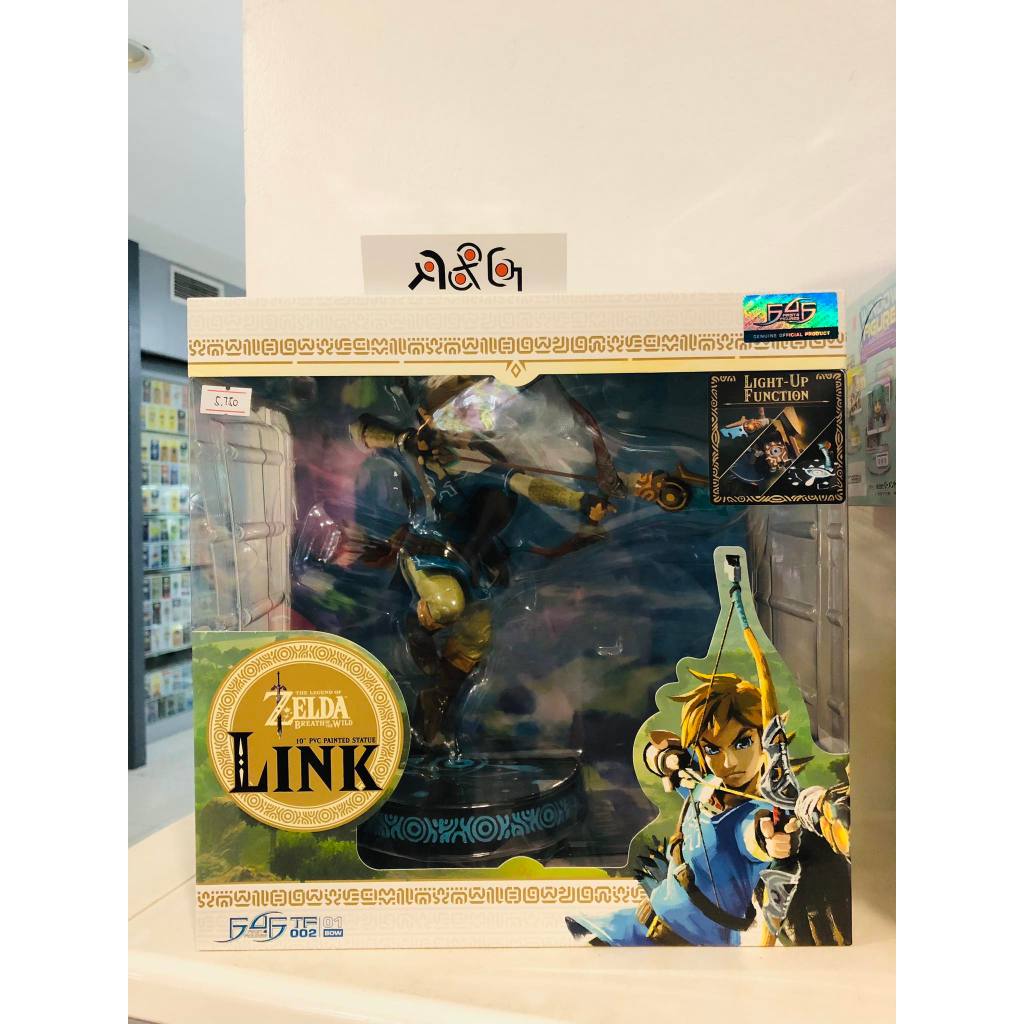 First 4 Figures The Legend of Zelda: Breath of the Wild Link Statue ...