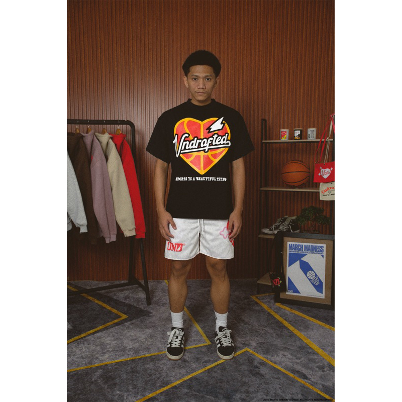 UNDRAFTED LOVE YOURS TEE | Shopee Philippines