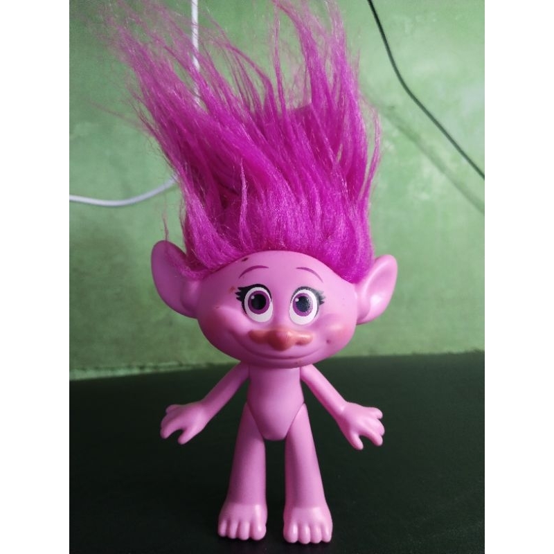 2015 8" Hasbro DWA LLC C-015G Poppy Pink Troll Doll - Pink Hair ...