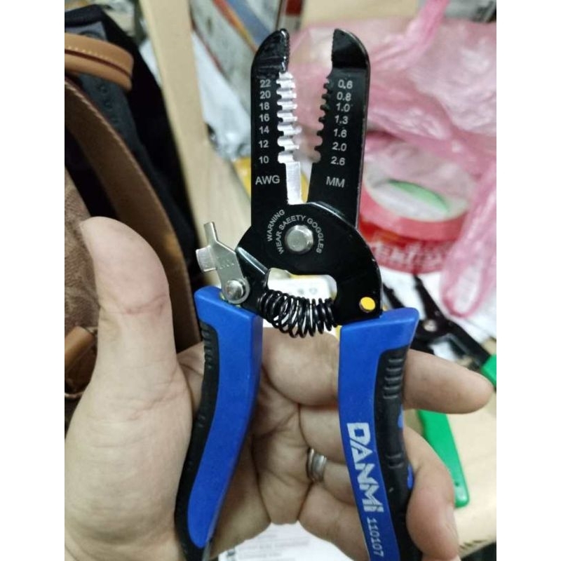 7-in-1 wire stripper wire upgrade cutter wire plier for electrical use ...
