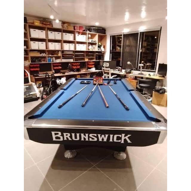 BRUNSWICK BILLIARD TABLE BRANDNEW STANDARD SIZE WITH COMPLETE ...