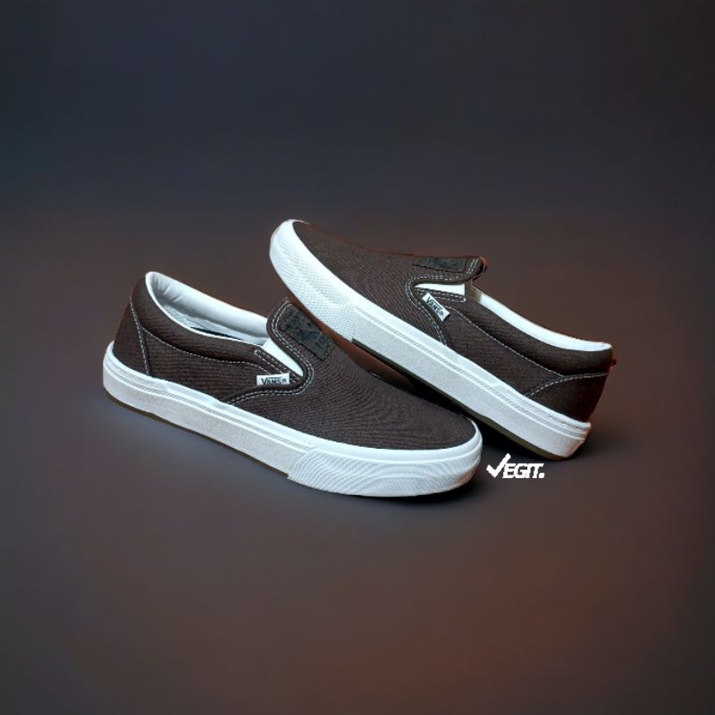 Original B.M.X Slip 0n Dakota Roche Brown | Shopee Philippines